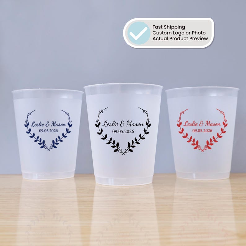 Custom Laurel Leaf Frosted Wedding Cups | Personalized Heart Wreath ...