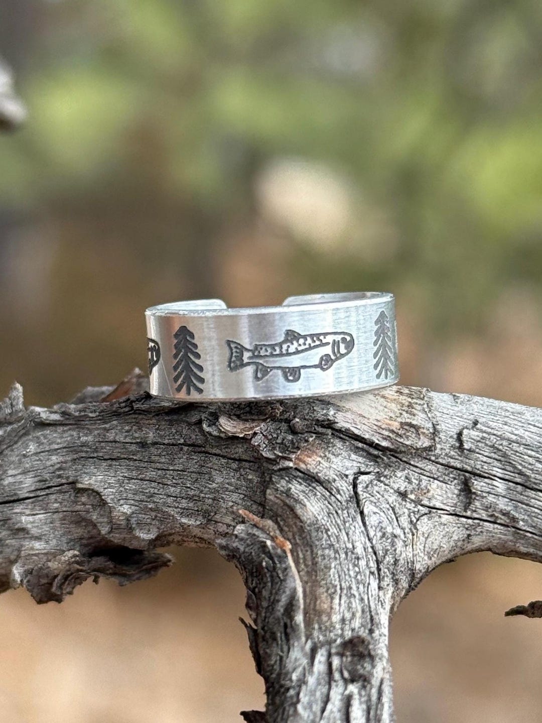 Forest Trout Engraved Ring - Etsy