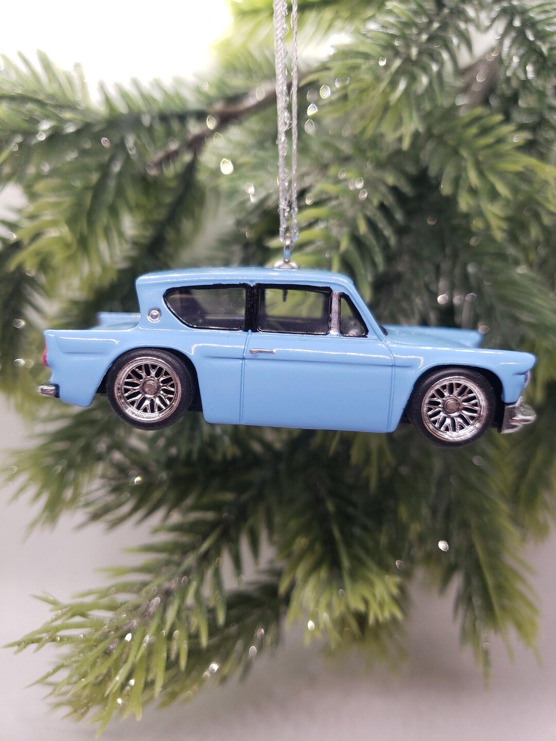 Harry Potter Custom Hot Rod Ford Anglia 105E Weasley Family Flying Car ...