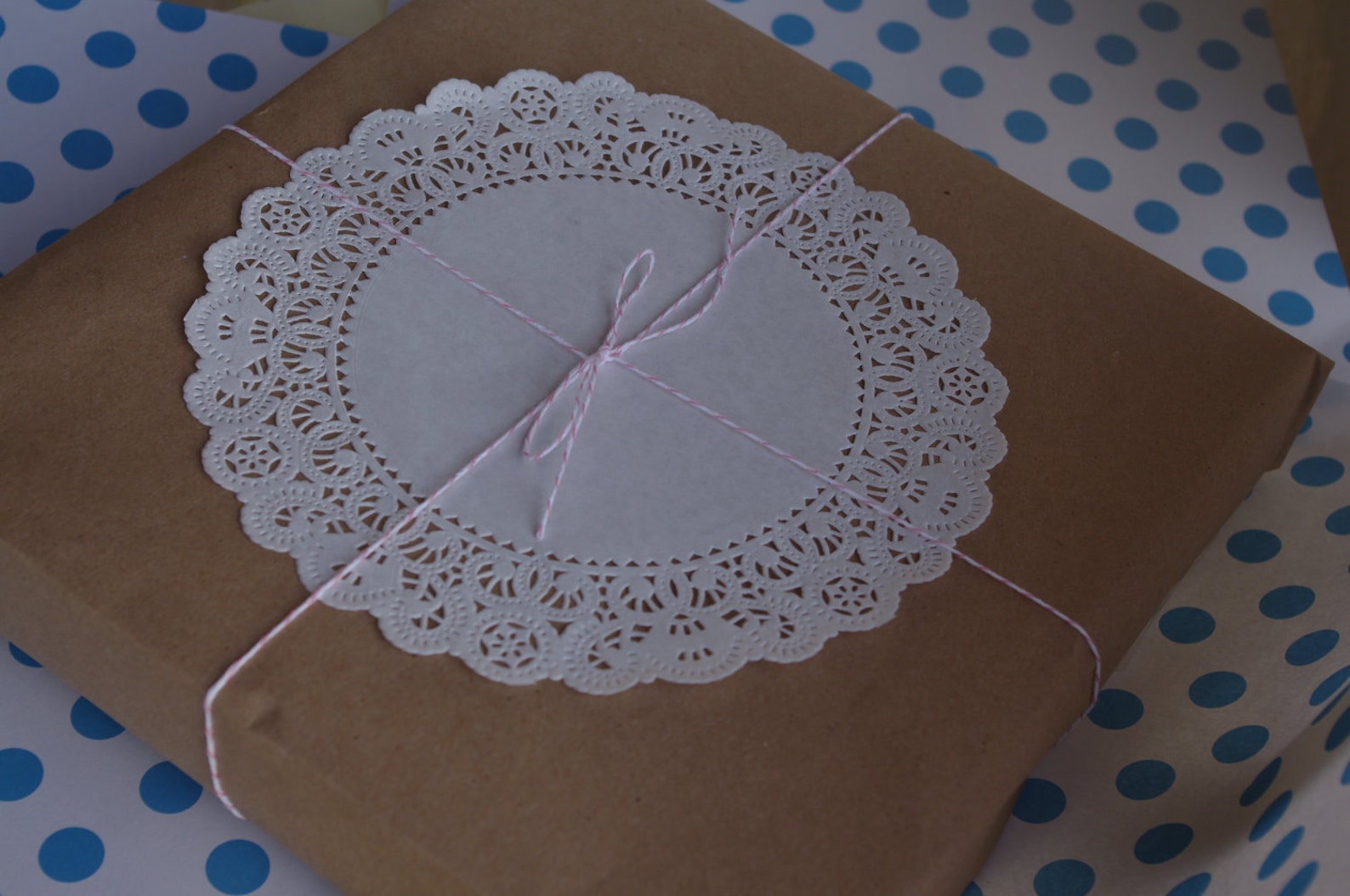 WHiTE LaCY PaPer DOilies-Berry Basket Liners Gift | Etsy