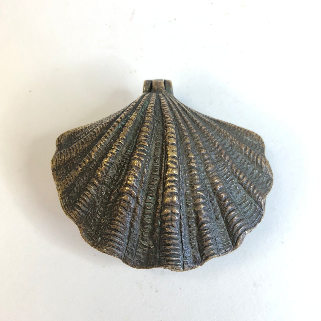 Antique Brass Scallop Shell Inkwell - Etsy