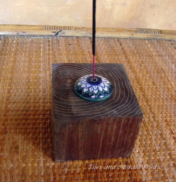 Round Ceramic incense stick holder hand painted Green | Etsy