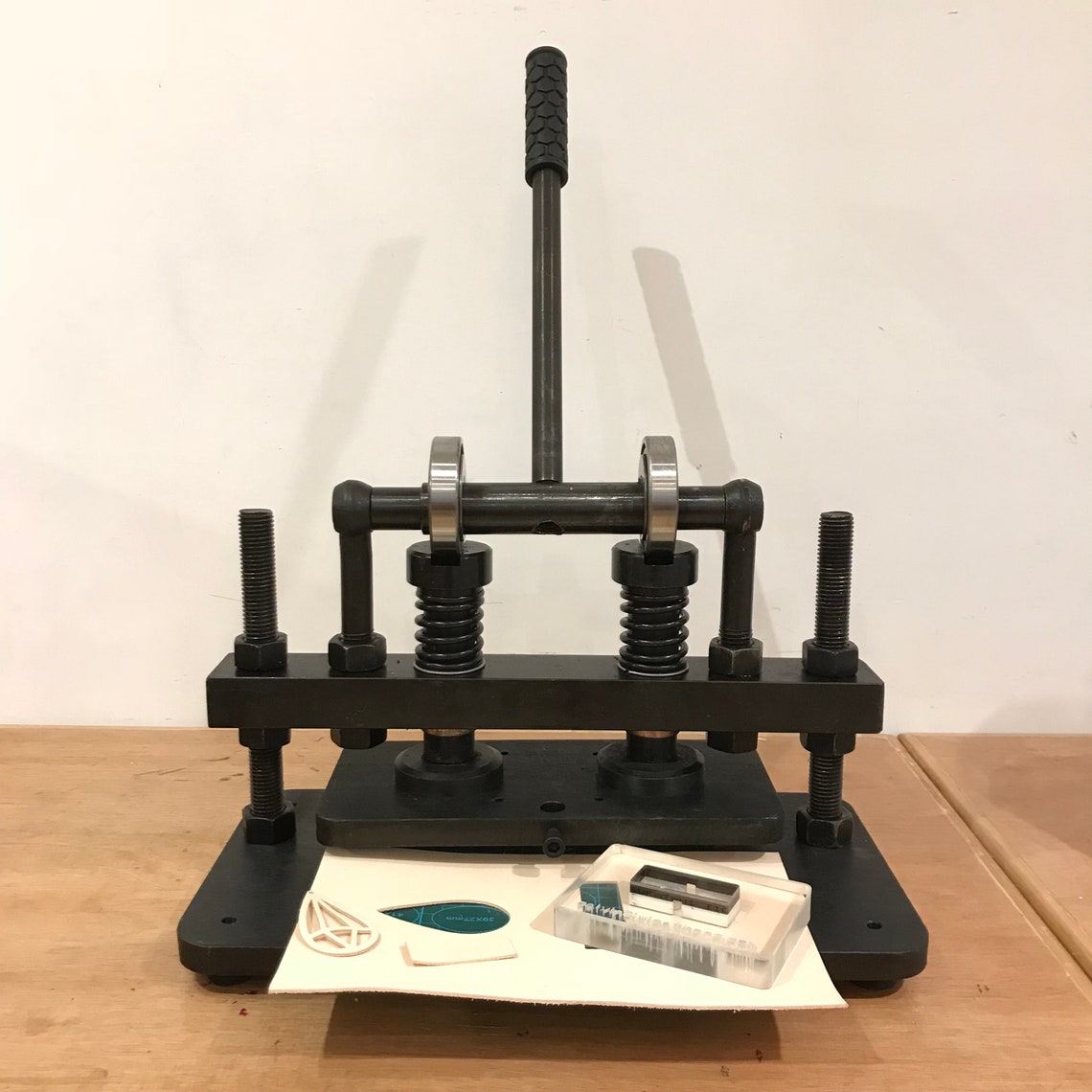 Clicker Die Cut with acrylic mount leather die cut die | Etsy