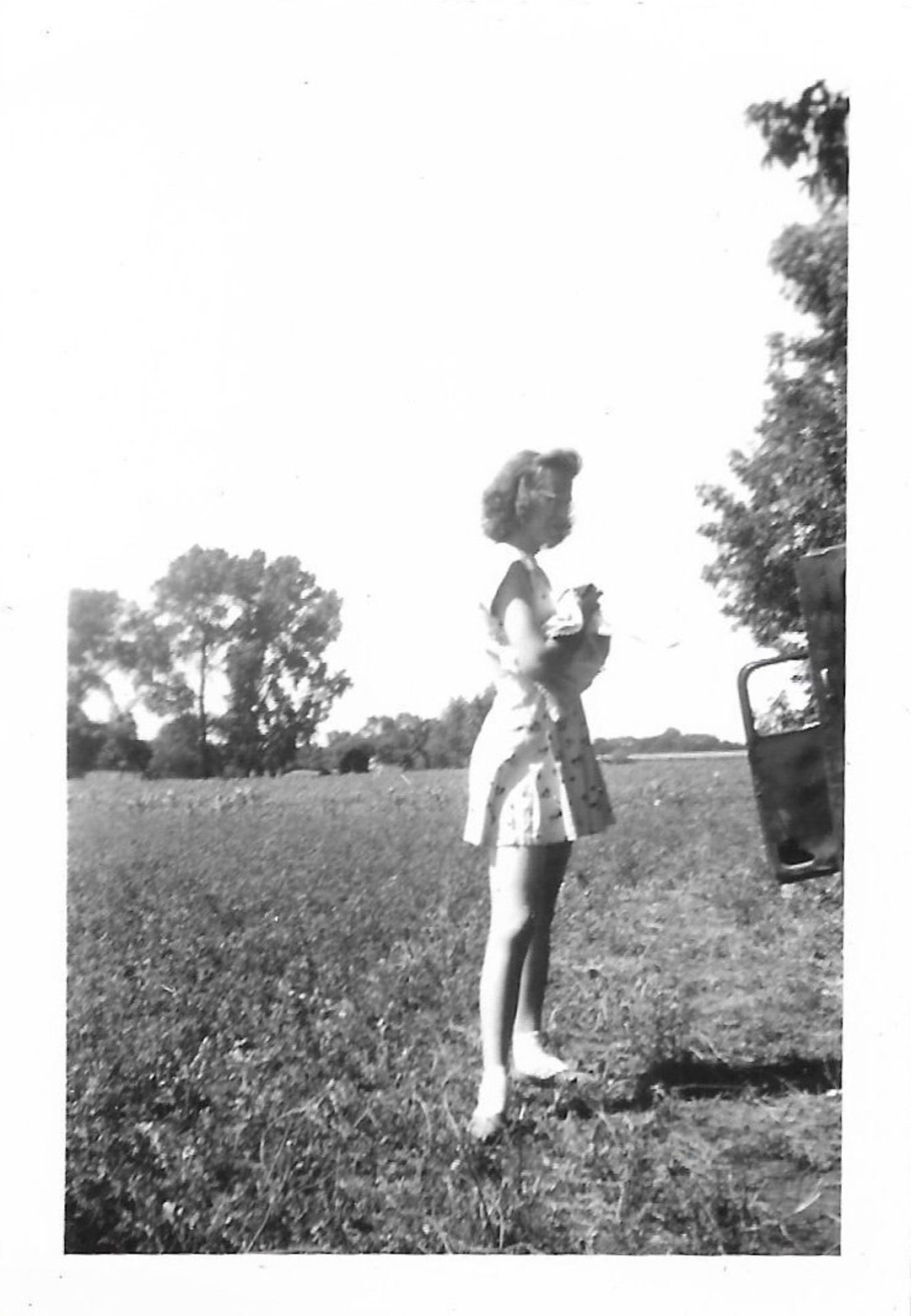 Pretty Girl Leg Turned Out Pose Short Skirt Vintage Photo Summer Picnic ...