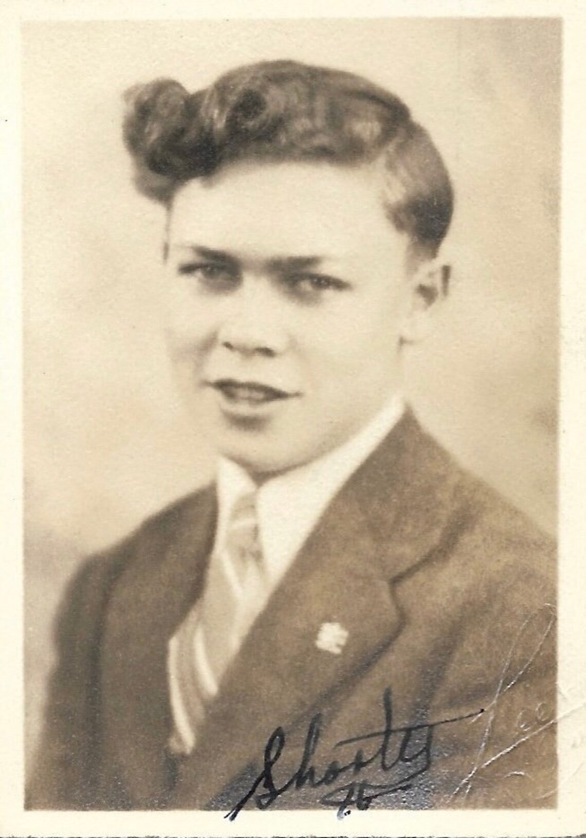 Shorty Vintage Class Photo Teen Boy Signs High School Yearbook Photo ...