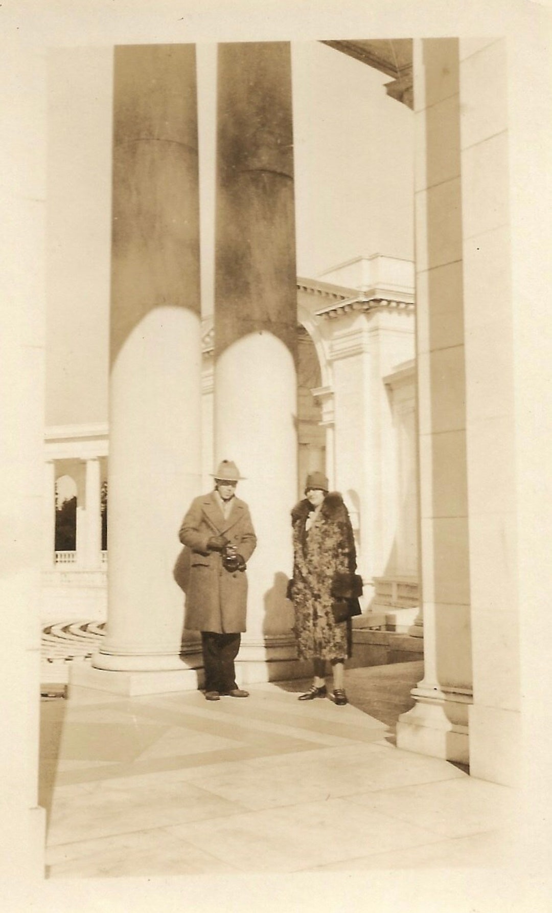 Dueling Cameras 1920’s Vintage Photo Flapper Woman & Man With Camera ...