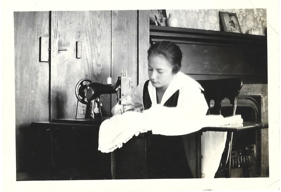 Treadle Sewing Machine Antique Photograph Young Woman Using Foot ...