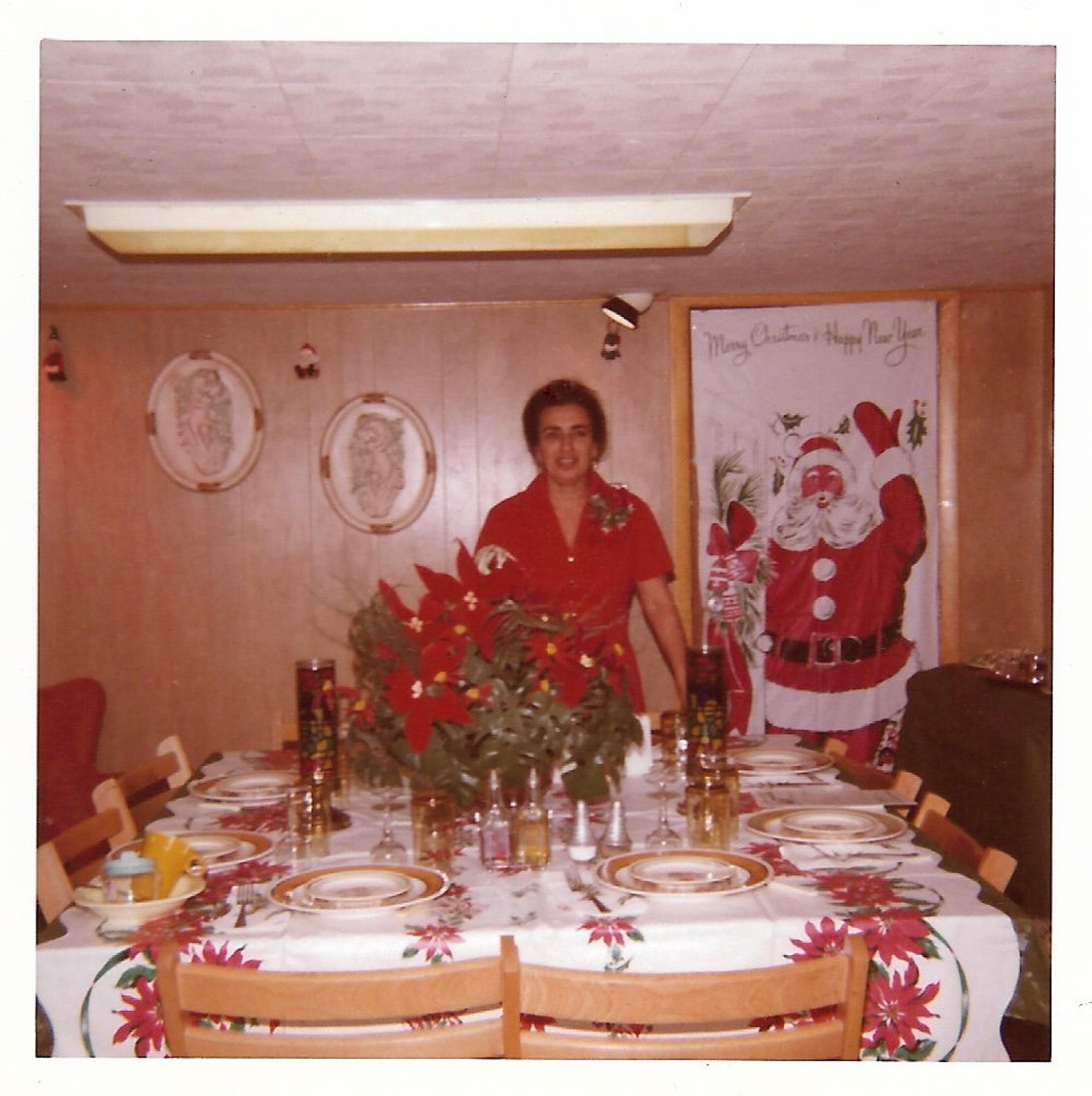 Christmas Dinner Vintage Christmas Decor Mom in the Basement - Etsy