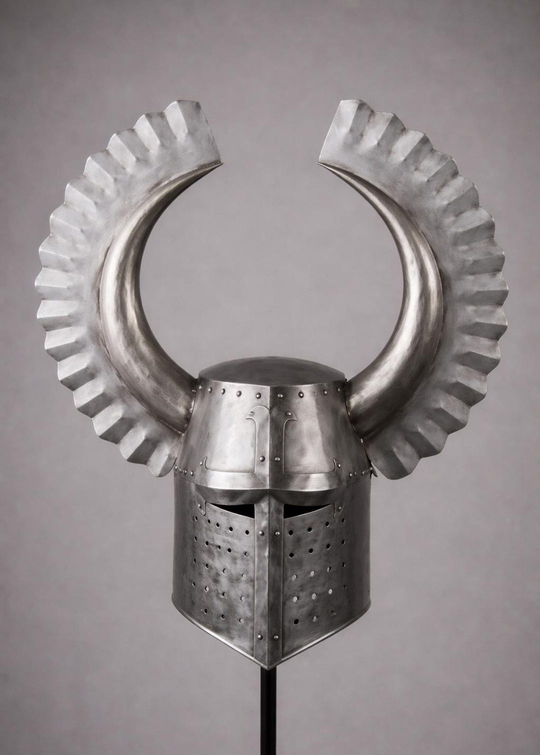 Medieval Horned Knight Helmet Gothic Fantasy Armor Helm Viking Style ...