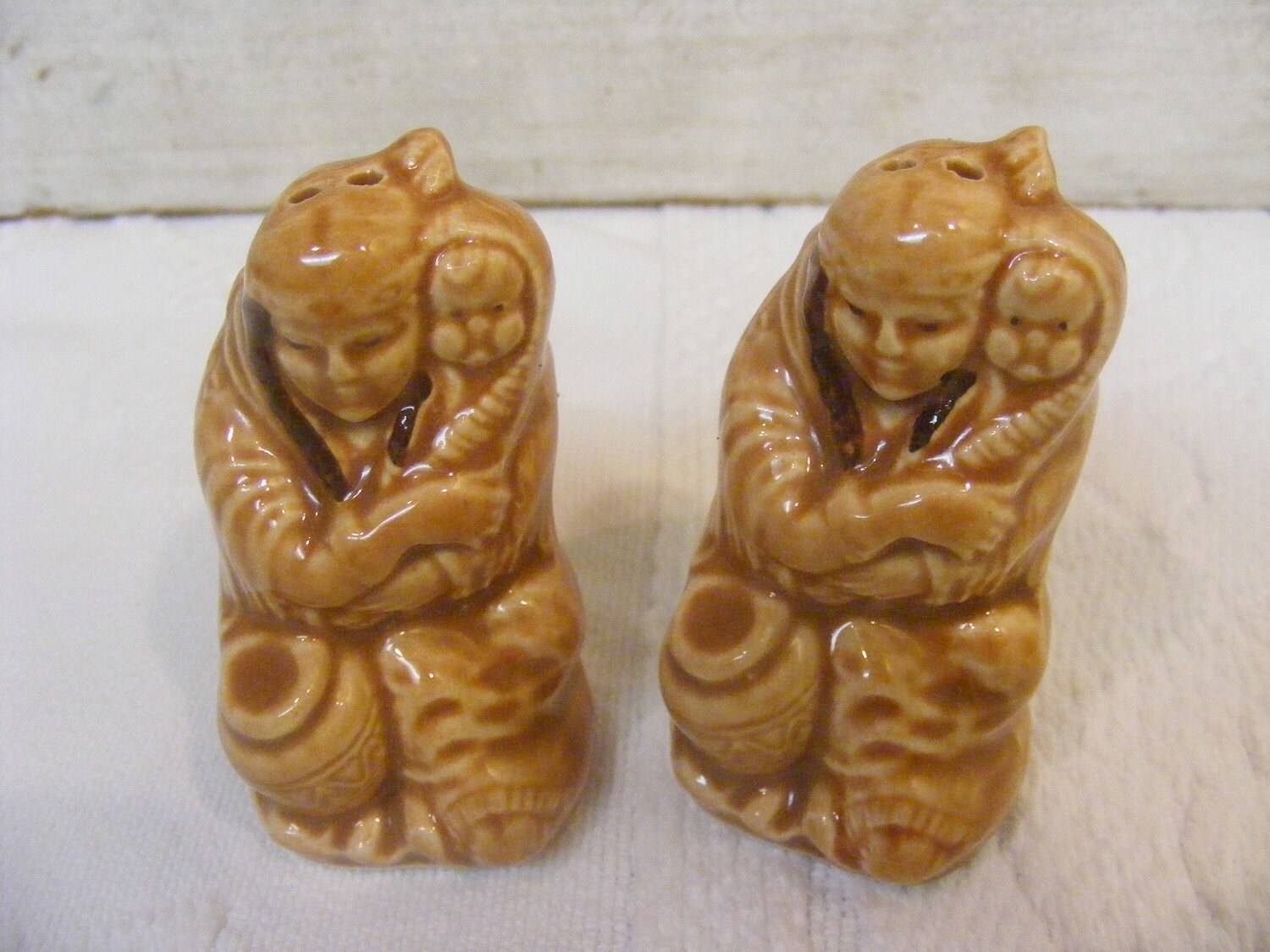 Native American Salt and Pepper Shakers Indian Woman and Baby - Etsy
