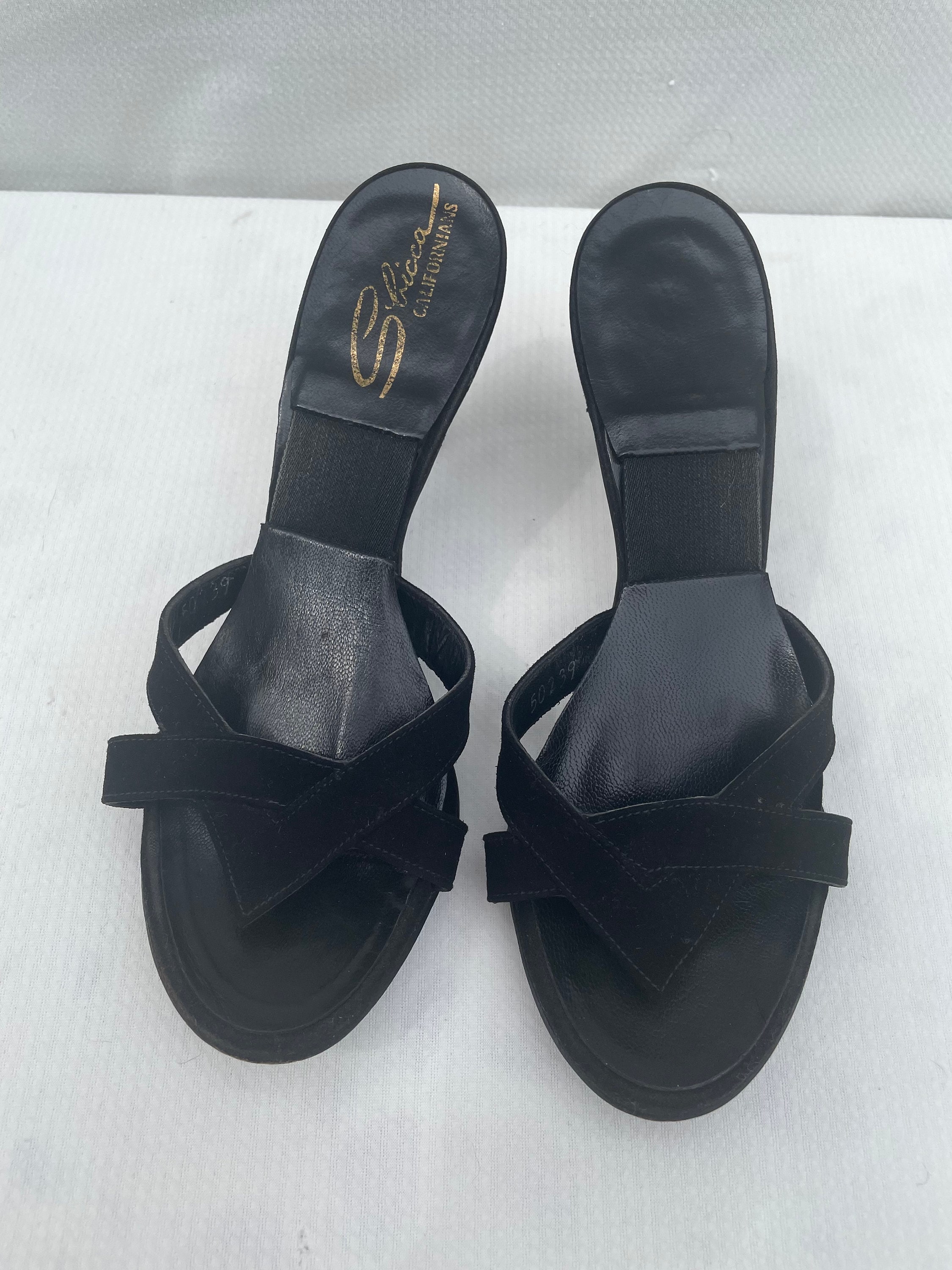 Vintage 1950s Black Suede Widows Peak Springolators Heels - Etsy