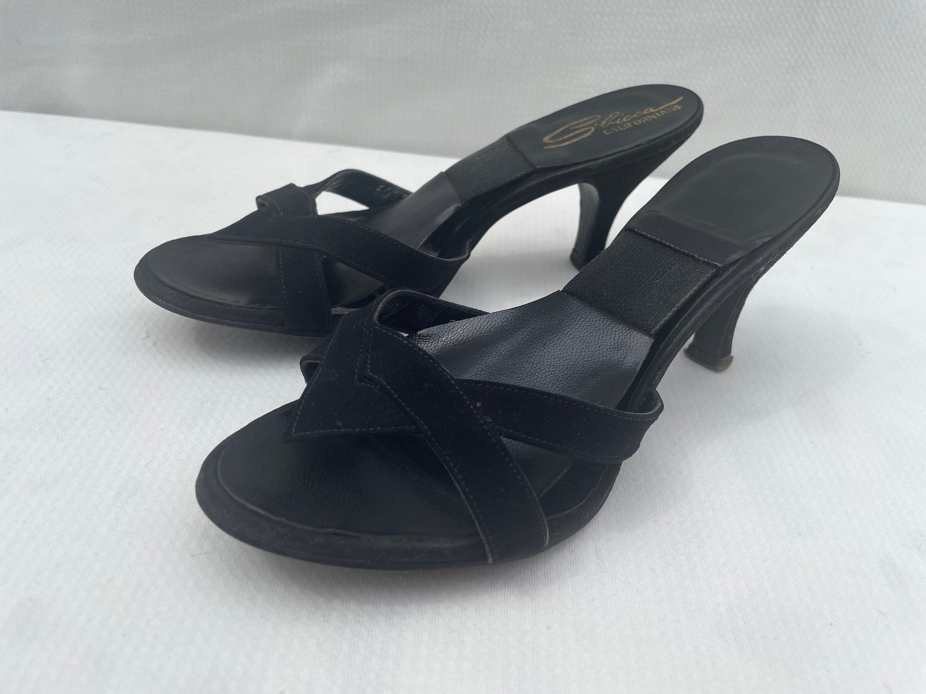 Vintage 1950s Black Suede Widows Peak Springolators Heels - Etsy