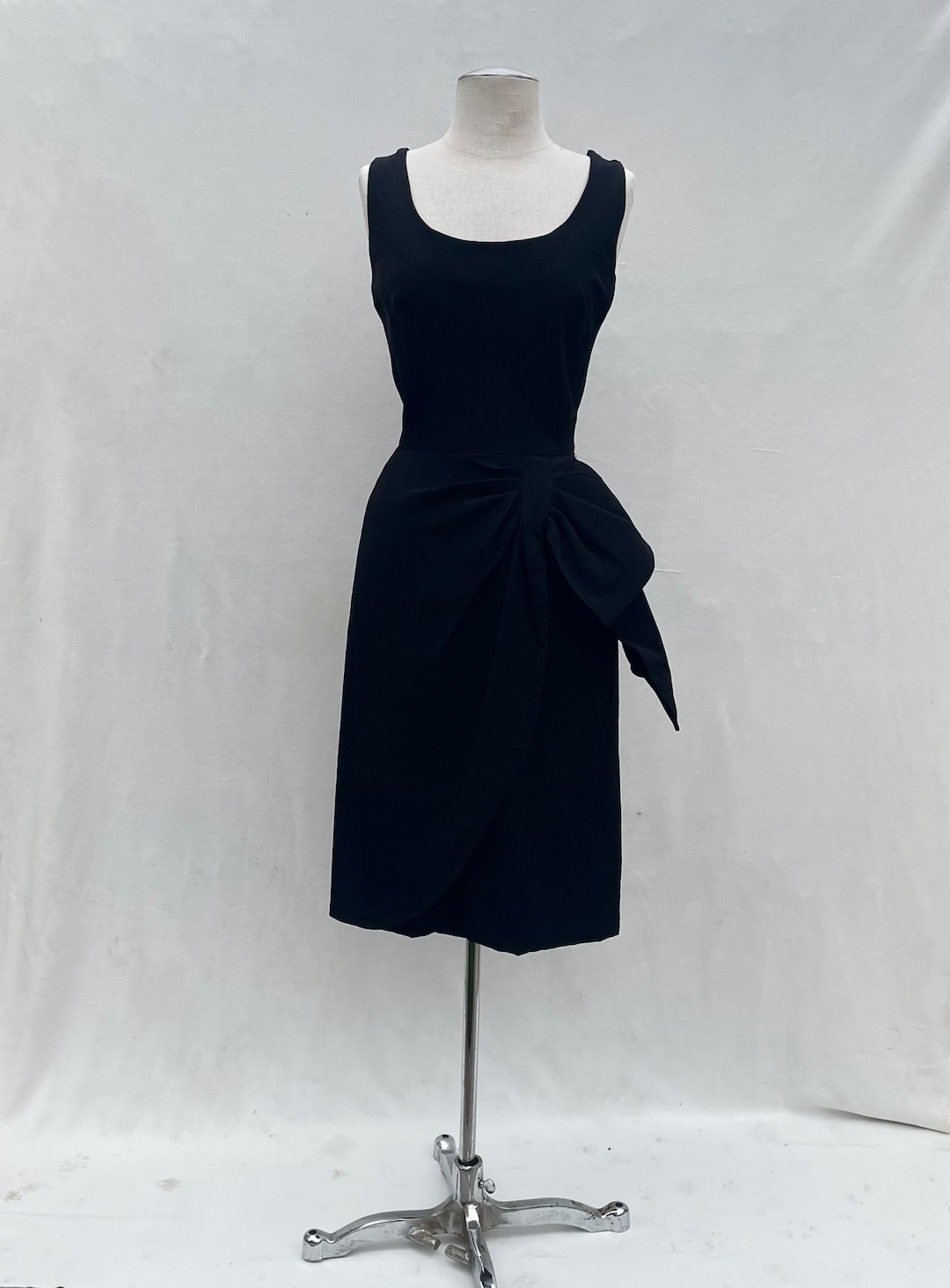 Vintage 1950s Black Dramatic Side Sash Wiggle Dress - Etsy