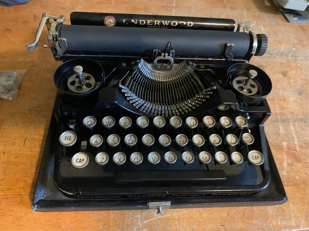 Underwood 3 Bank Ultra Portable Typewriter - Etsy
