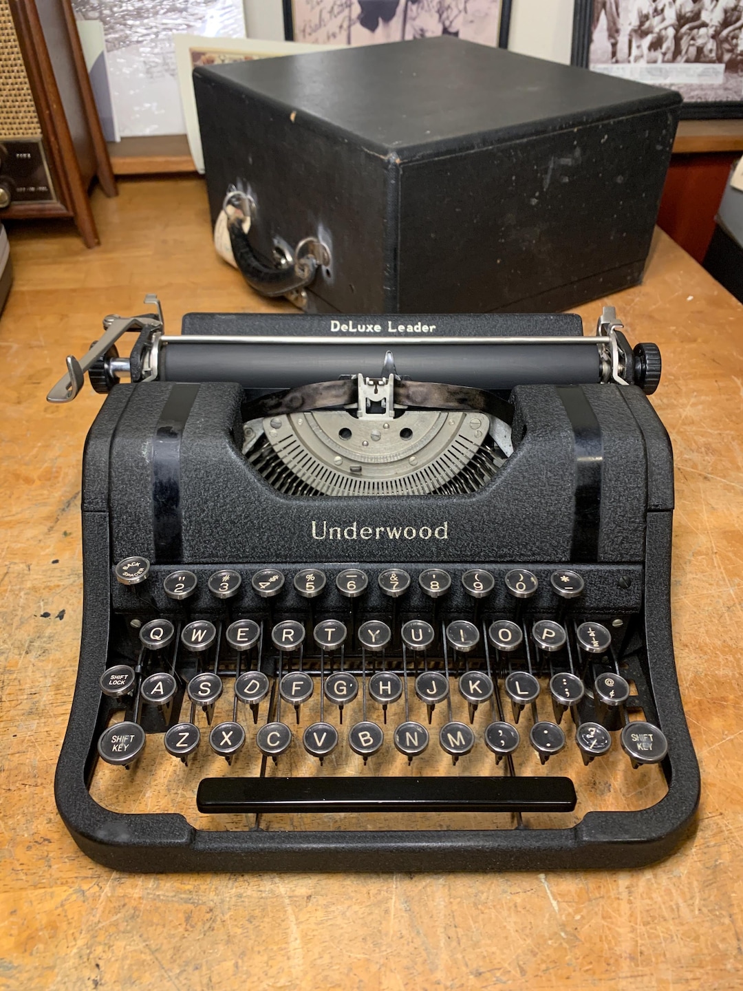 Underwood DELUXE LEADER Typewriter - Etsy