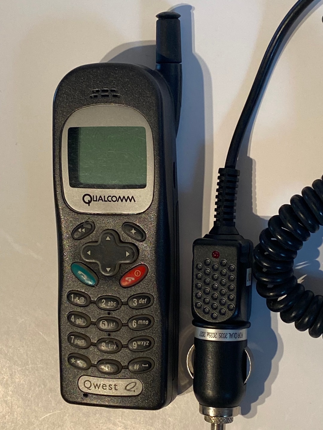 SALE ! 1990s 90s Vintage Cell Phone Qualcomm Quest Black Mobile Cell ...