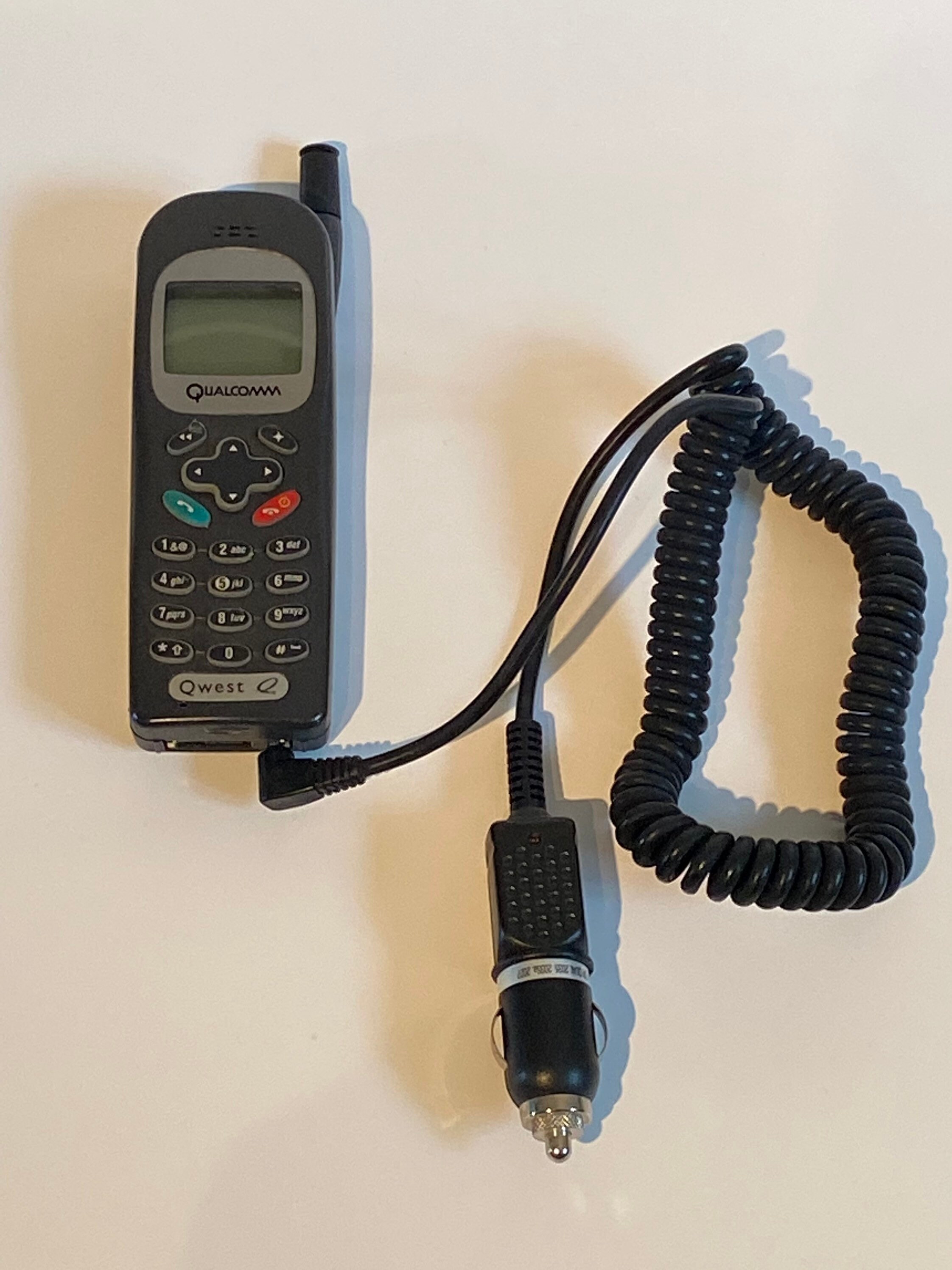 SALE 1990s 90s Vintage Cell Phone Qualcomm Quest Black Mobile Cell ...