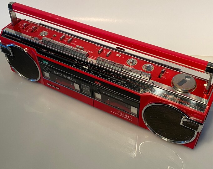 Sale ! 1990s RED Sanyo Boombox Cassette Tape Recorder MW770 Metallic ...