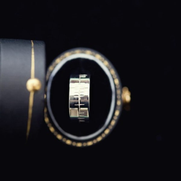 Hawthorn Tree Ring - Etsy