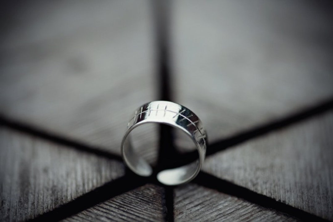 Sterling Silver Ogham Alder Tree Toe Ring: Celtic Lunar Calendar - Etsy