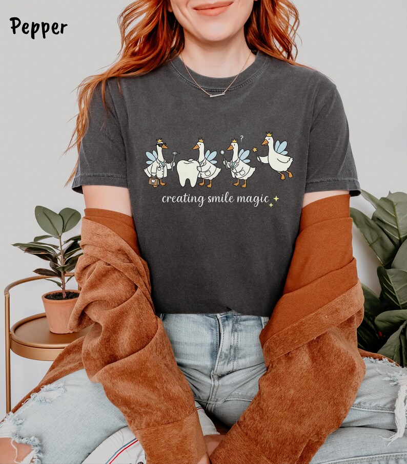 Dental Goose T-shirt, Creating Smile Magic Tee, Cute Dentist Gift - Etsy UK