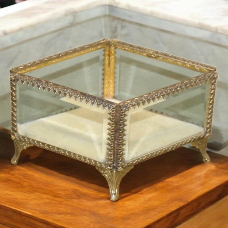 Gold Glass Jewelry Box - Etsy