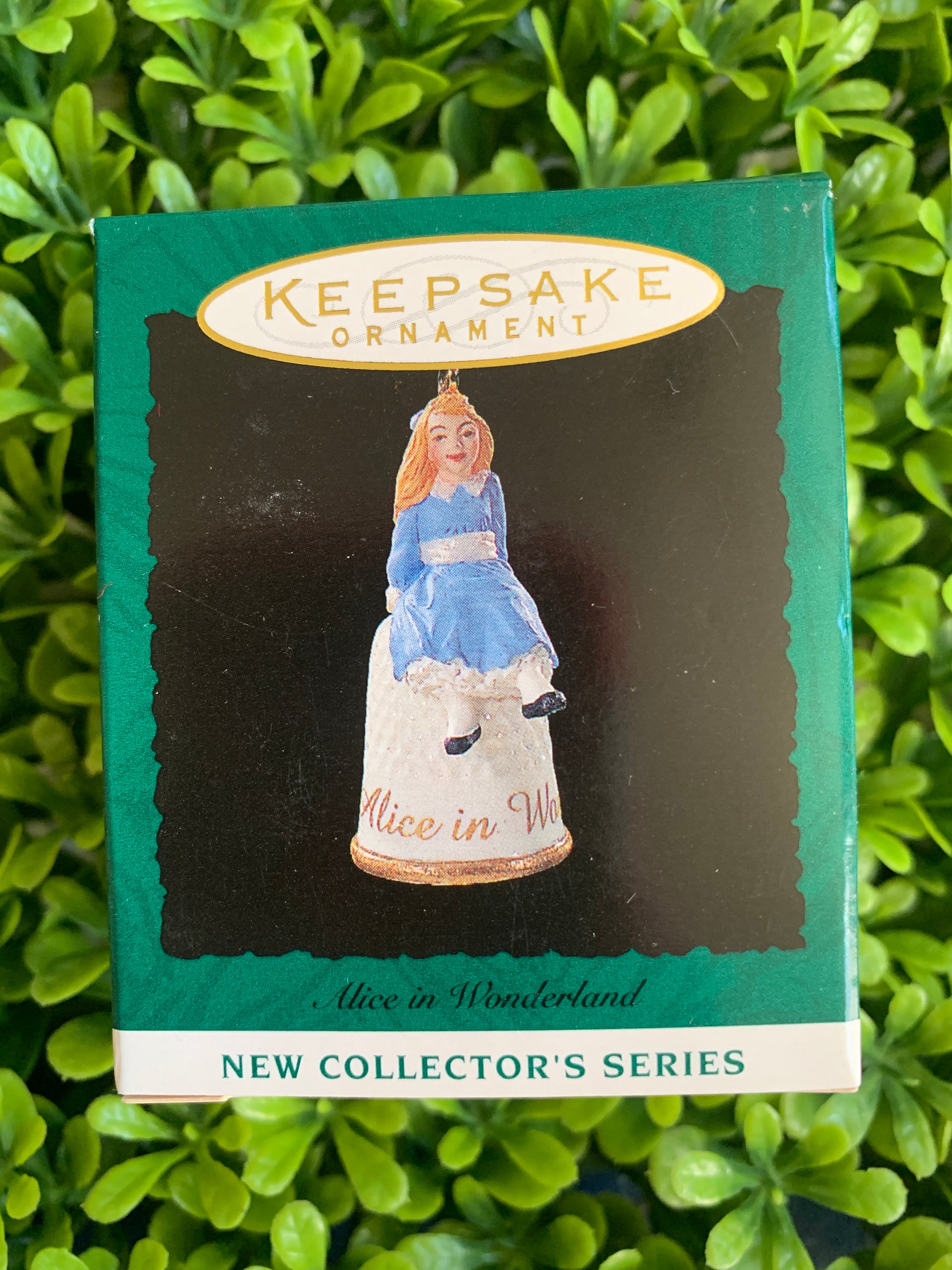 Hallmark 1995 Alice in Wonderland on Thimble 1 in Series - Etsy