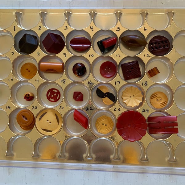 Bakelite Buttons - Etsy