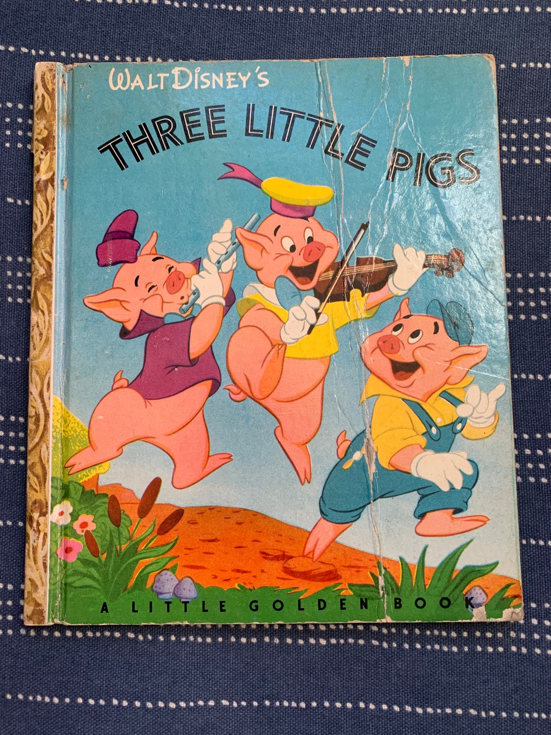 Walt Disney’s Three Little Pigs Little Golden Book. A Edition - Damaged ...