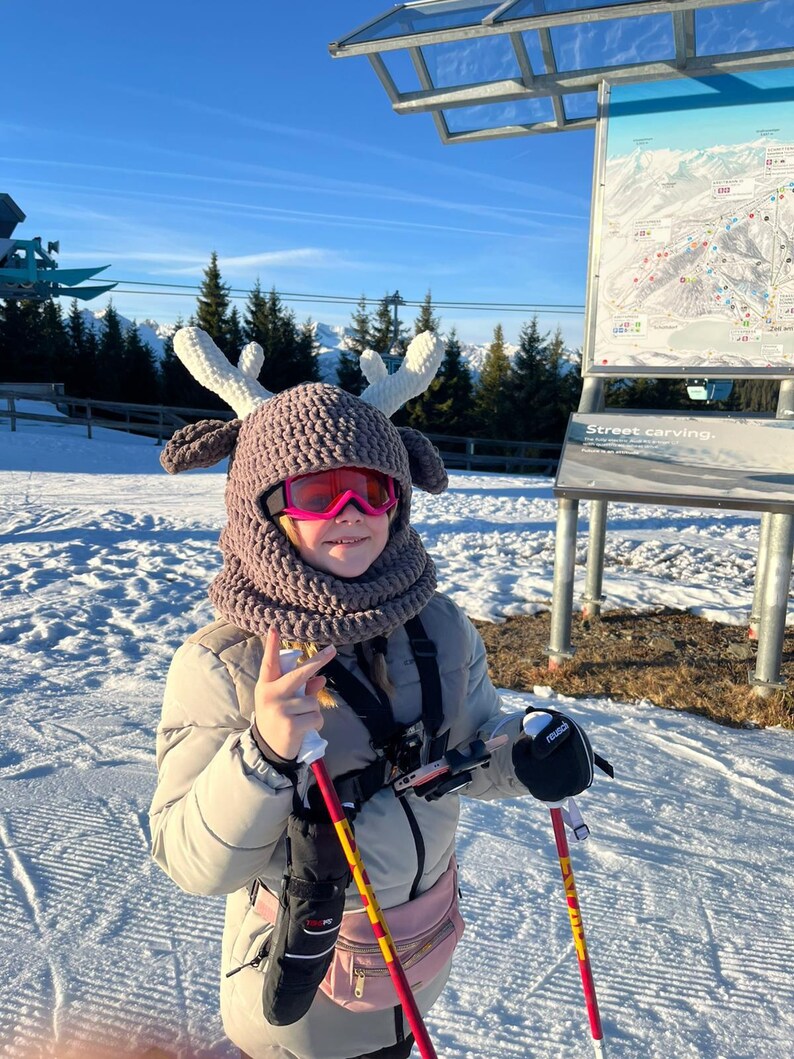NL + ENG Crochet Pattern Reindeer Ski Helmet Cover Balaclava – Reindeer ...