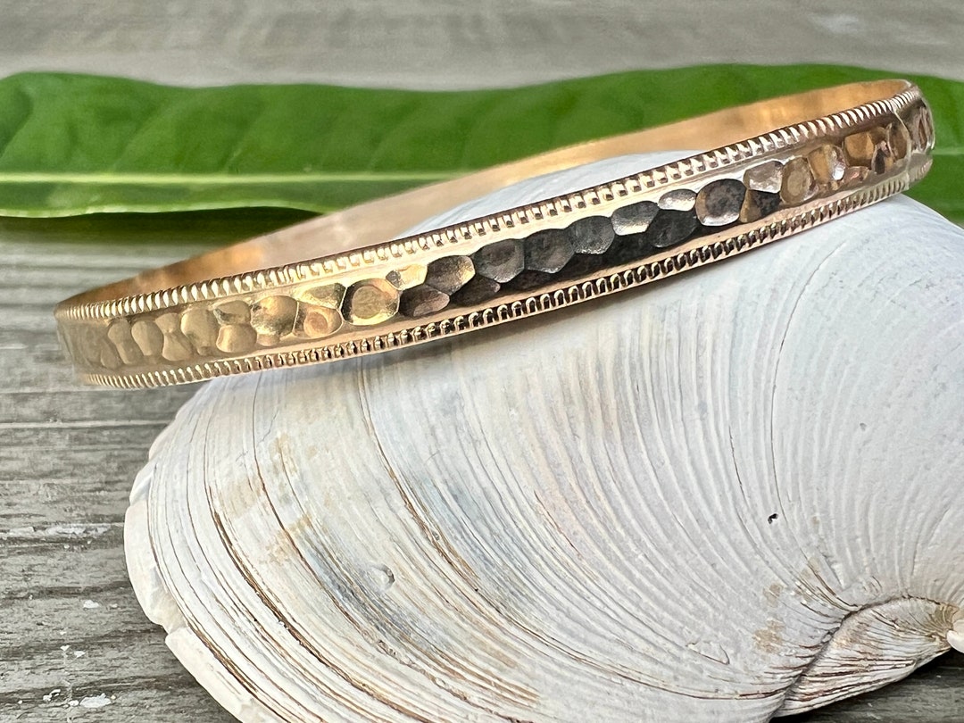 New Snakeskin Pattern Elegant Gold Bangle - Etsy