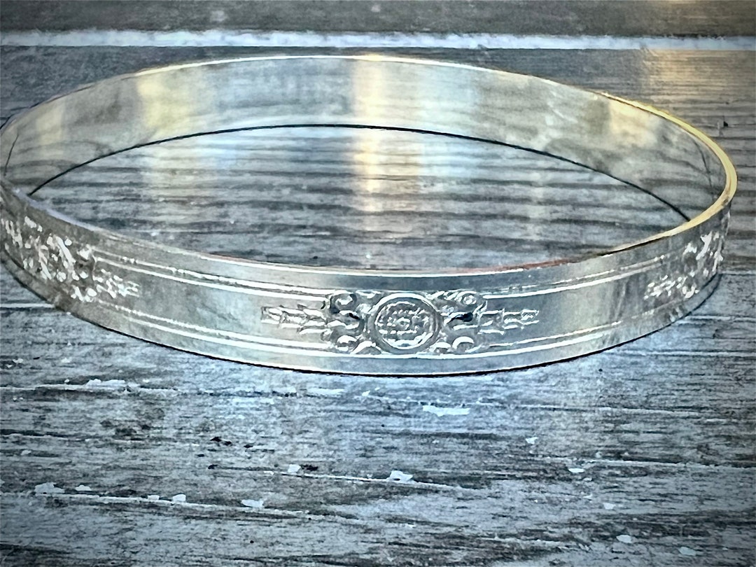 New Royal Emblem Pattern Sterling Silver Bangle - Etsy