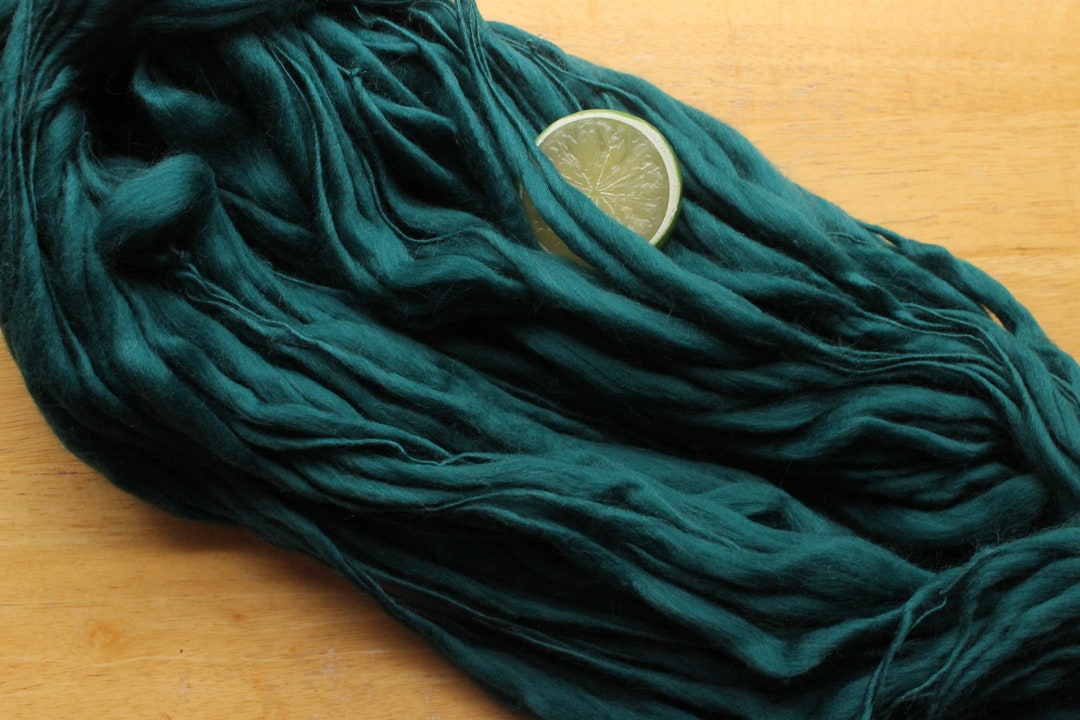 Handspun Thick and Thin Yarn, Teal Yarn for Knitting, Chunky Merino ...