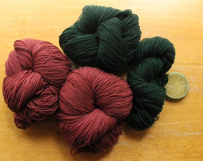 RESERVED Dark Green Yarn, Handspun Yarn Merino, 2 Ply Yarn, Dark Pink ...