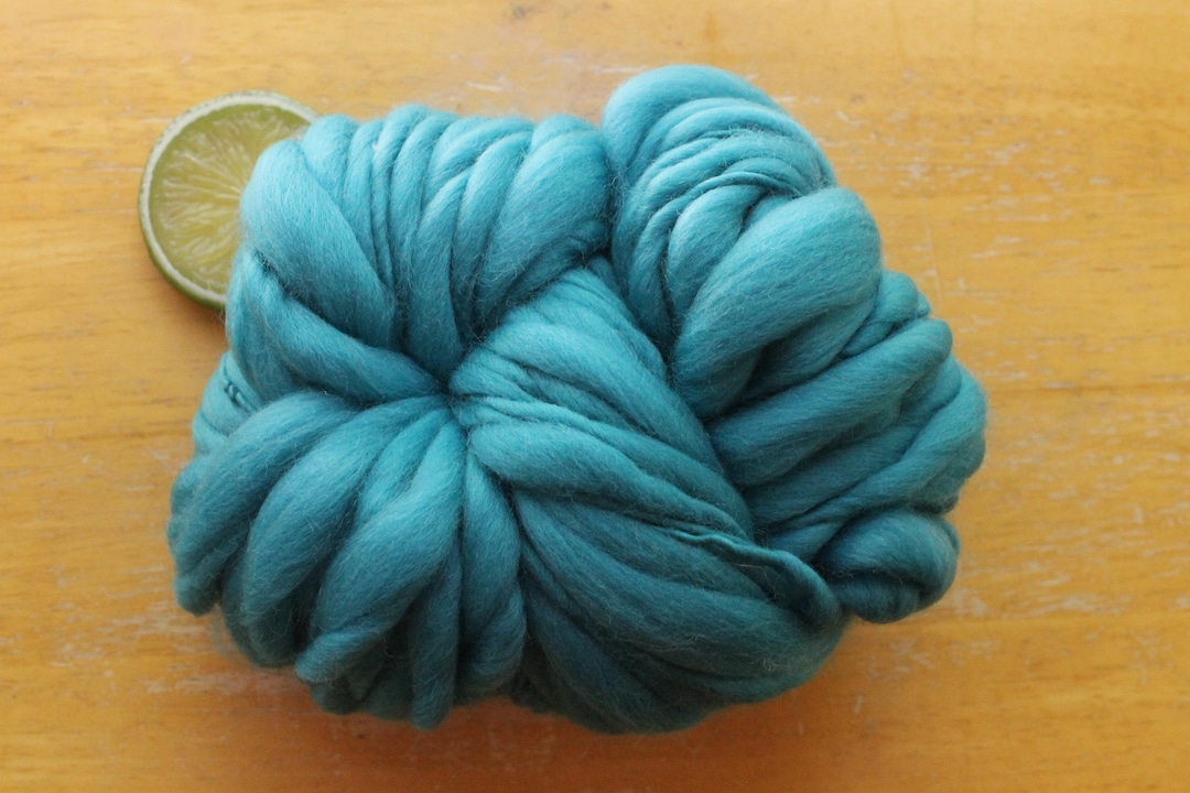 Turquoise Yarn, Thick and Thin Yarn, Super Bulky Yarn, Merino Wool Yarn ...