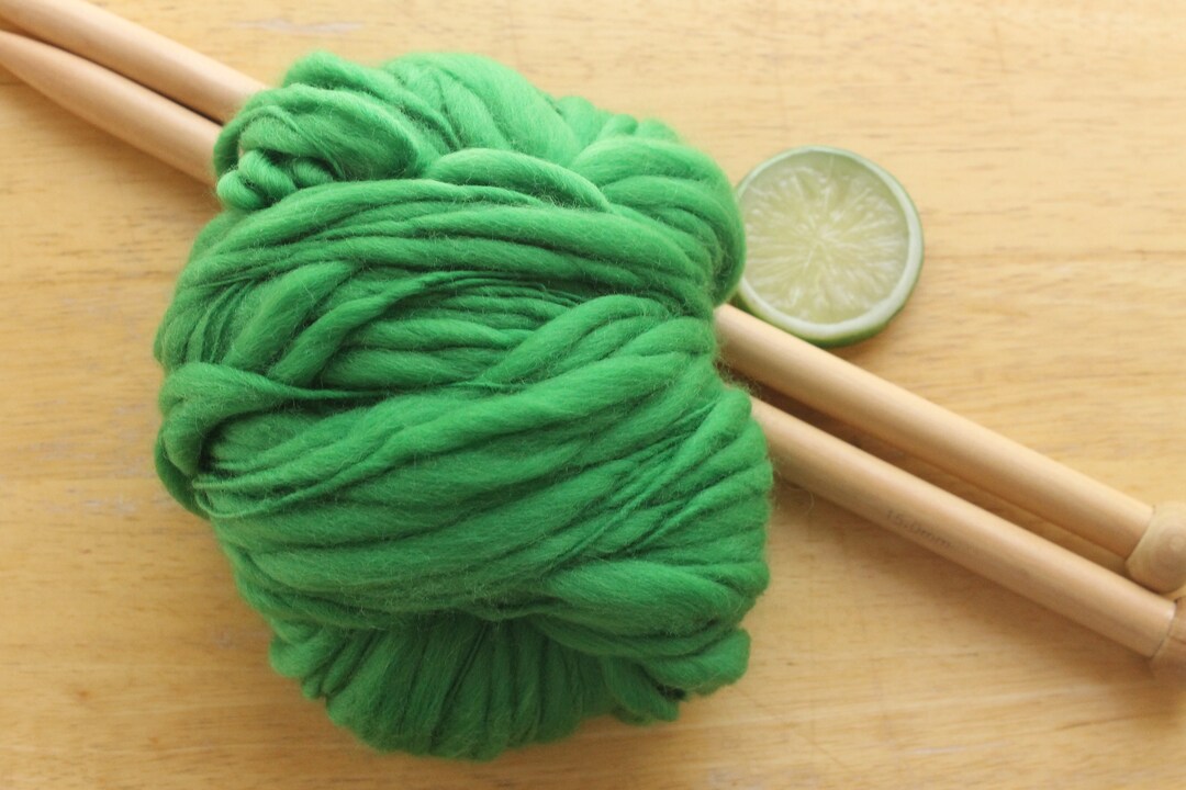 Green Yarn, Handspun Yarn, Thick and Thin Yarn, Chunky Merino Wool Yarn ...