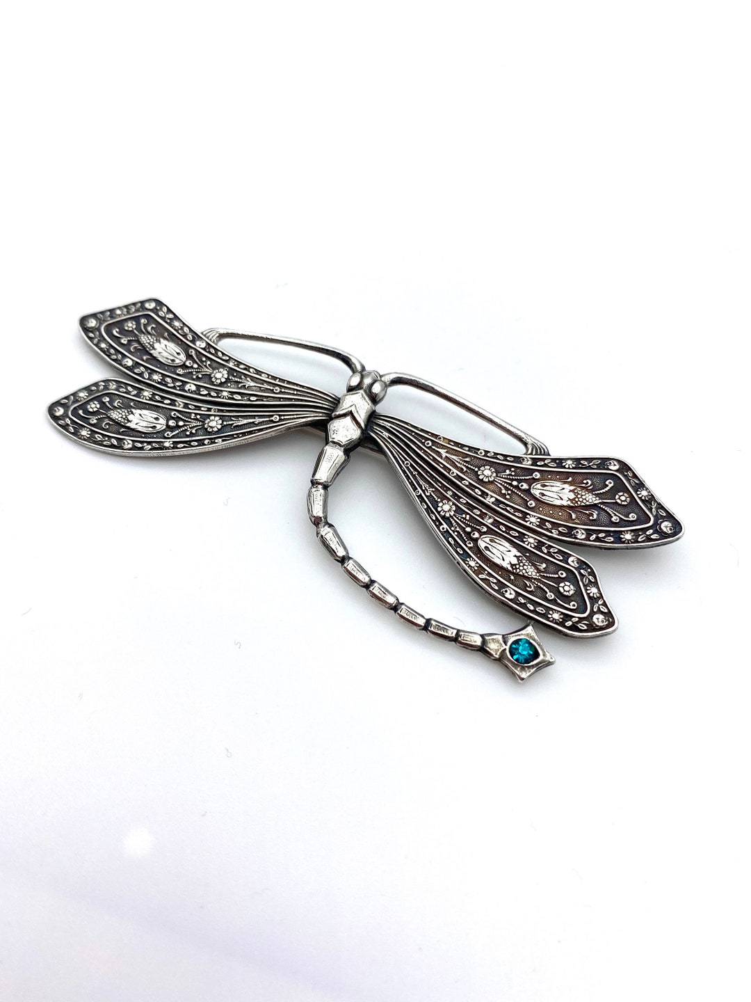 Libelle Brosche mit geschwungenen Schwanz - Etsy.de