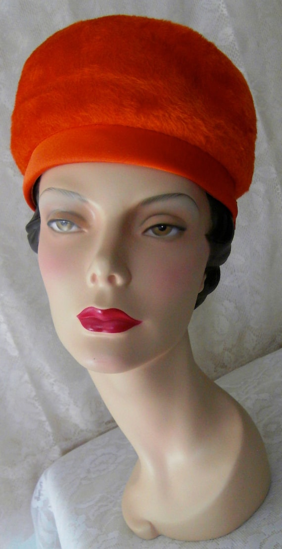 vintage 1970s felt fur - Gem