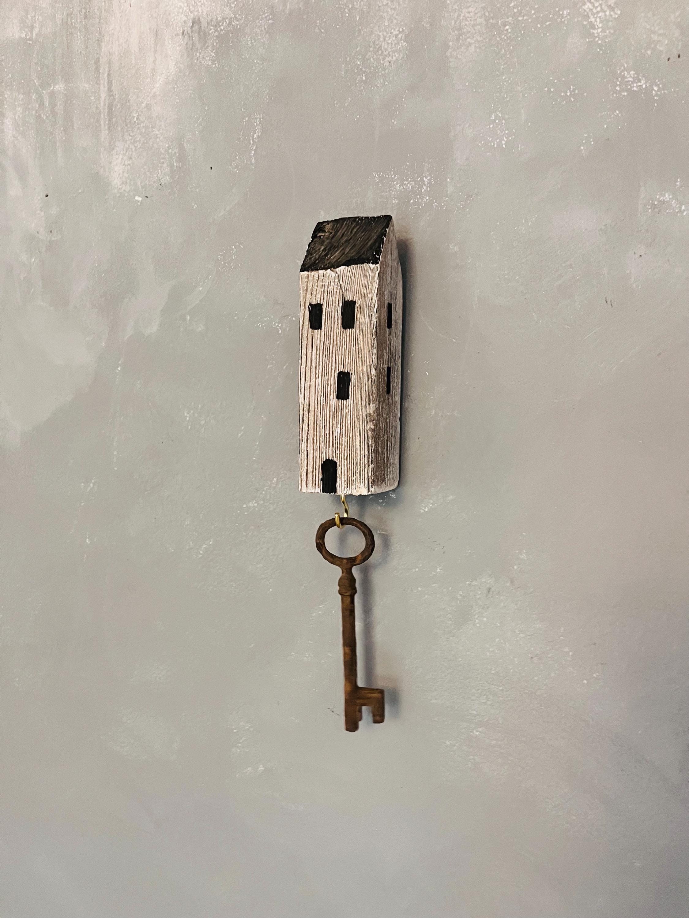 Cute Farmhouse Key Hanger, Handmade Key Holder, Artistic Wall Hook ...