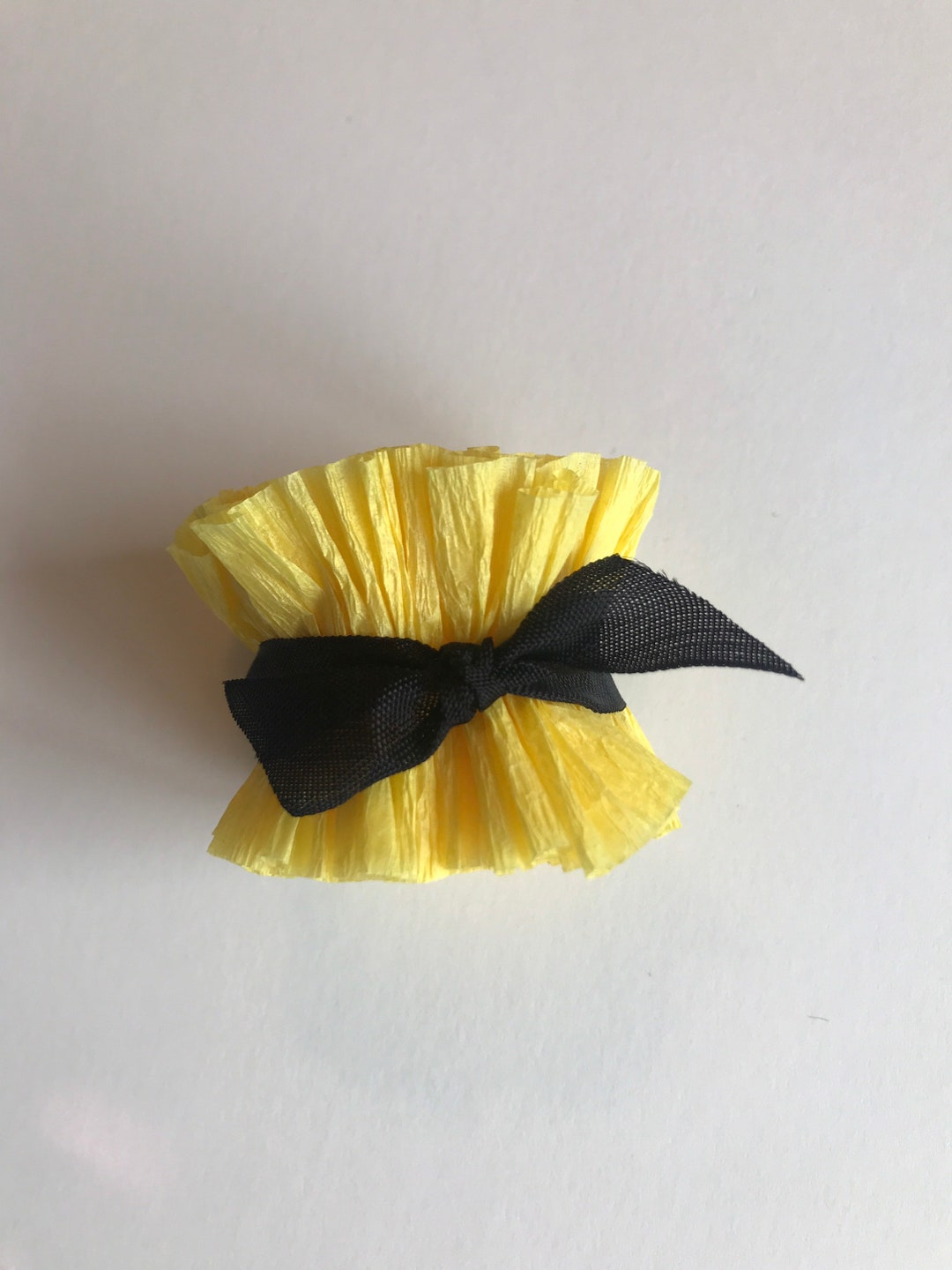 Free Shipping Handmade Crepe Paper Ruffles With Yellow DIY Party ...