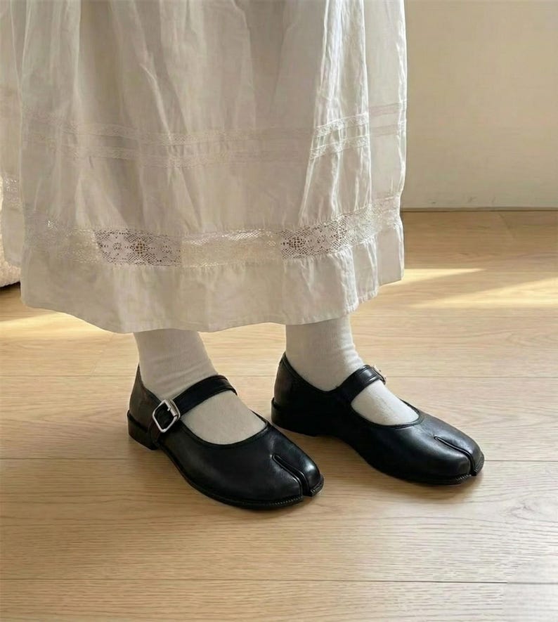 Black Tabi Mary Janes, Split Toe Flats, Traditional Japanese Women's ...