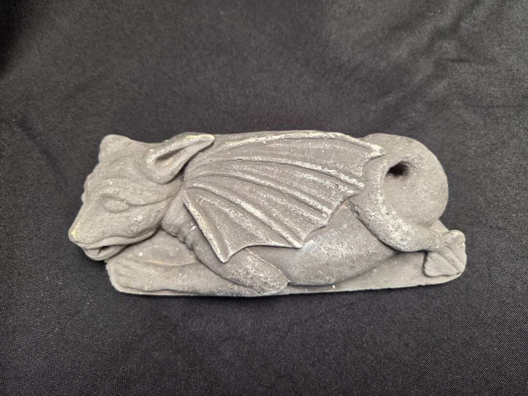 Vintage Gray Plaster Bat Gargoyle Wall Hanging Sculpture - Etsy