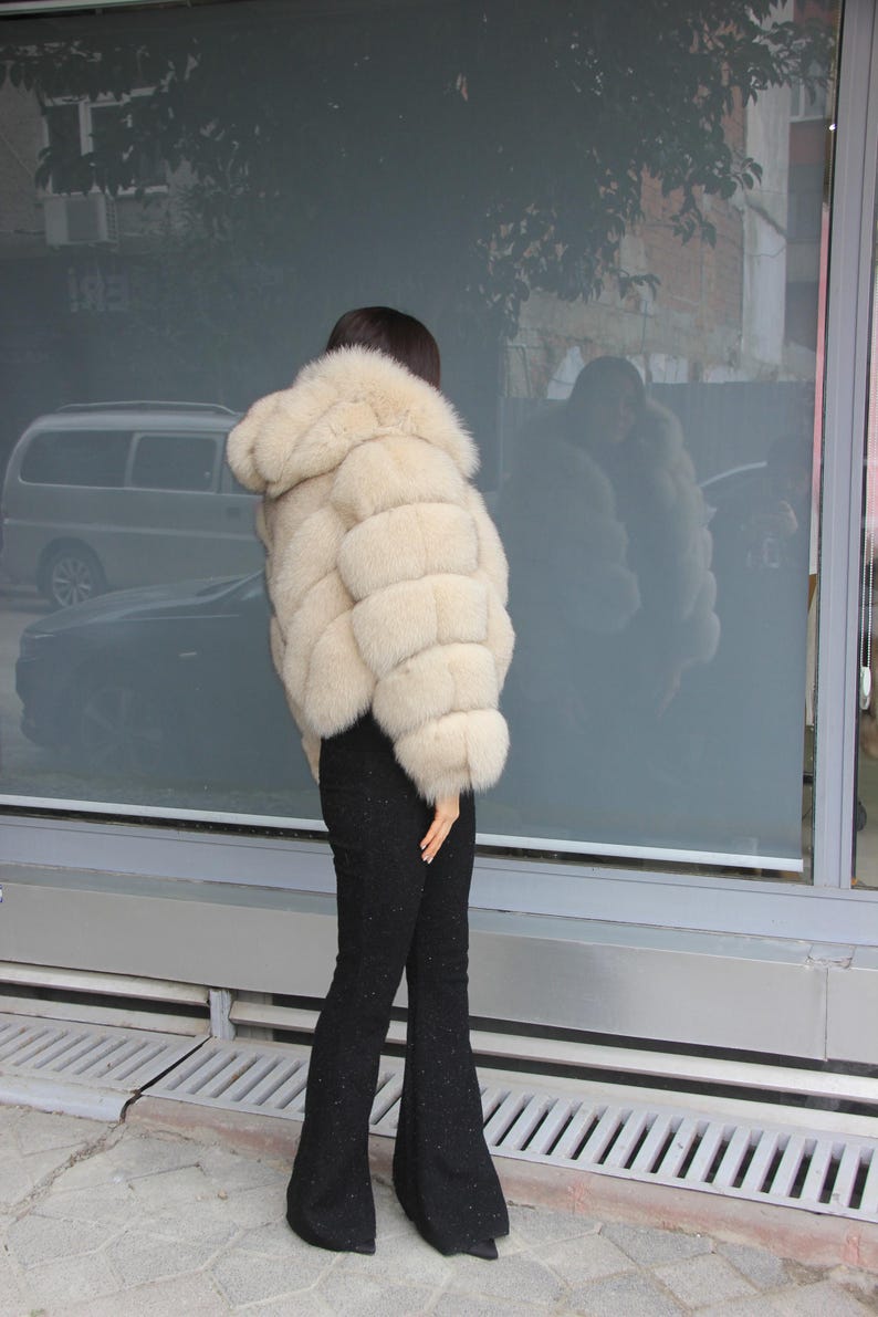 Handmade Ivory Fox Fur Cropped Hooded Jacket – Luxury Winter Outerwear ...
