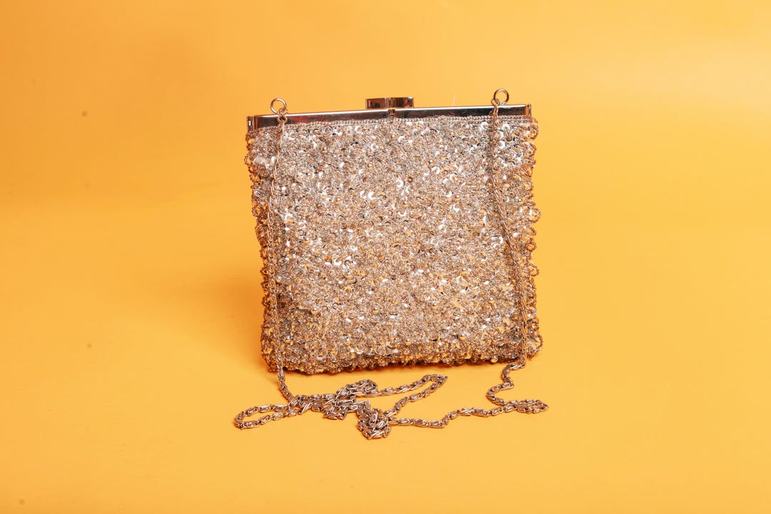 90s Shiny Silver Metallic Sequin Hardware Strap Purse Vintage Cache ...
