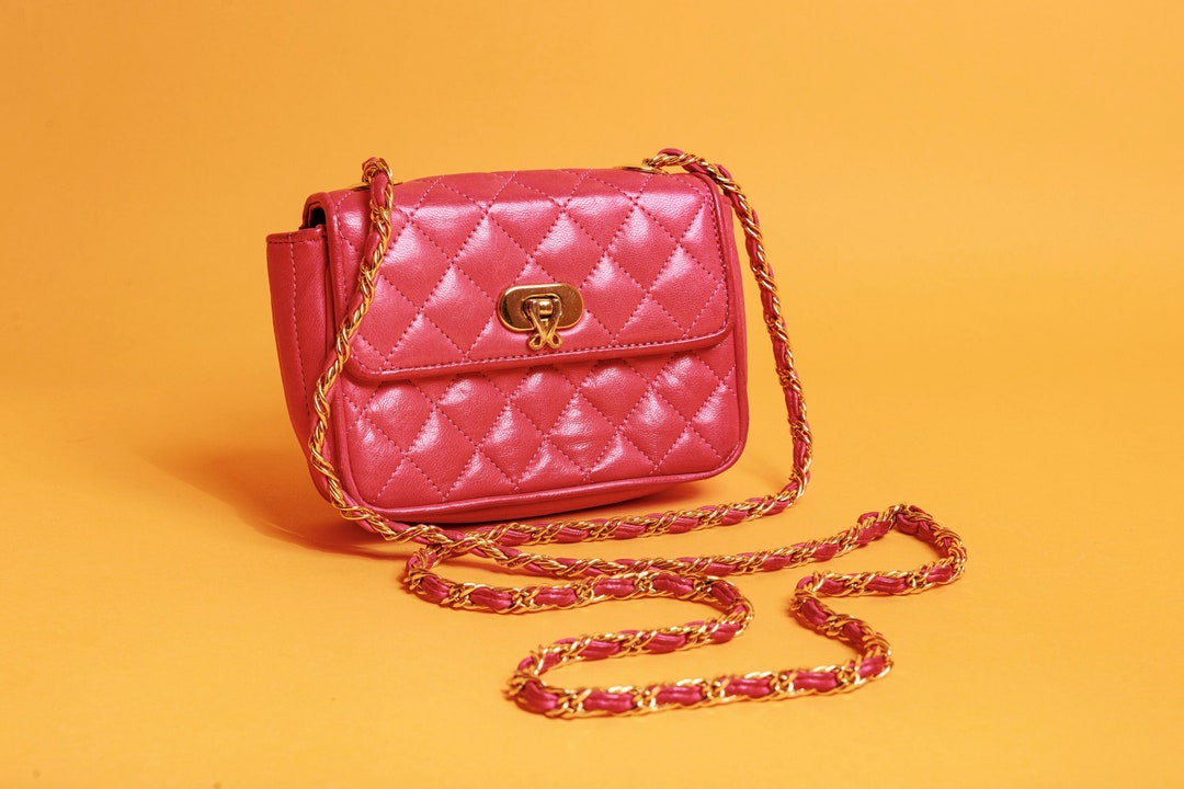 80s Bright Fuchsia Pink Quilted Small Purse Vintage Gold Braided Chain ...