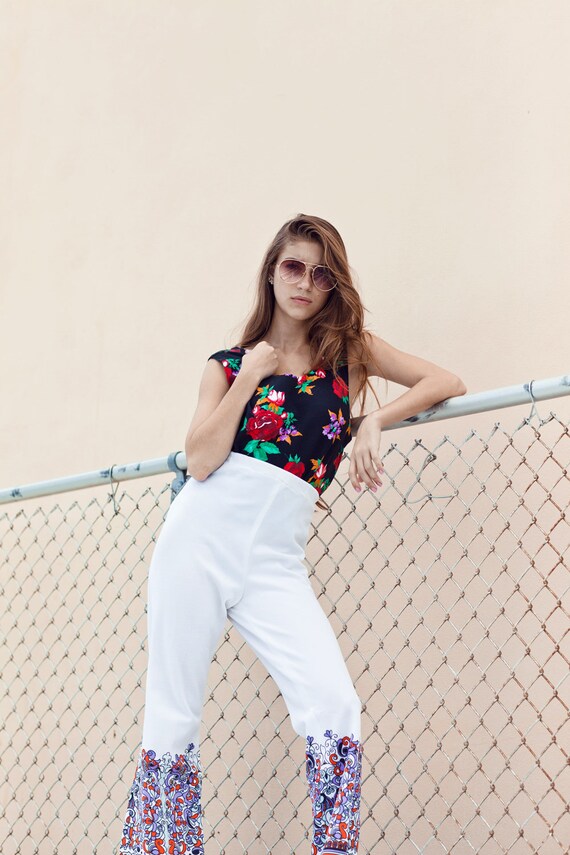 80s Black Floral Crop Top Vintage Sleeveless Print Bl… - Gem