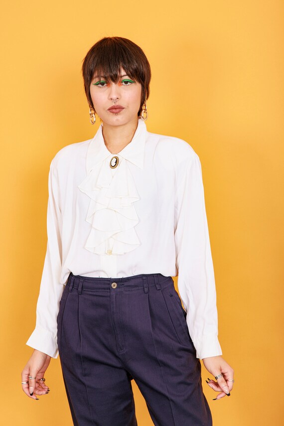 80s Off White Victorian Ruffles Blouse Vintage Edward… - Gem