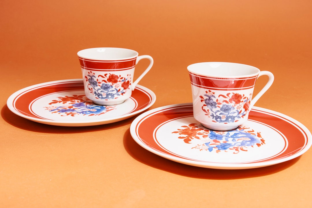 Set of 2 80s Red White Floral Watercolor Mugs With Plates Vintage Nara ...