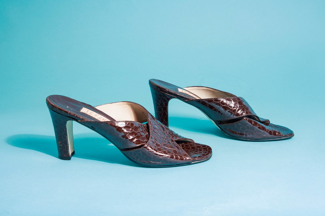 80s Dark Chocolate Brown Leather Embossed Heels Vintage Criss Cross ...