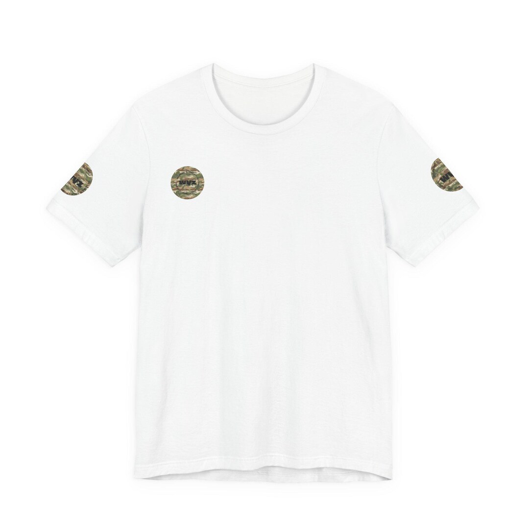 Botanical Camo Circle Tee | Nature Pattern Design, Earthy Textures - Etsy